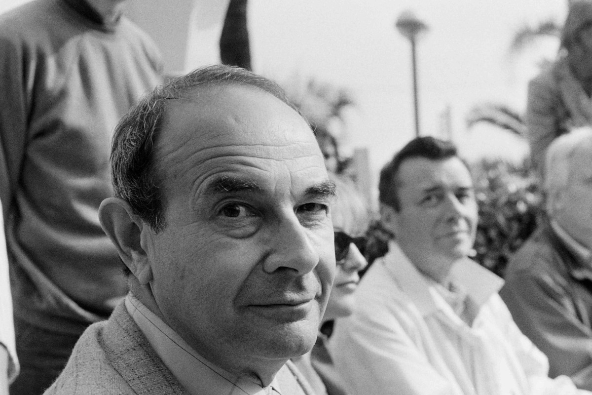 Stanley Donen, director who filmed Gene Kelly singing in the rain, dies ...