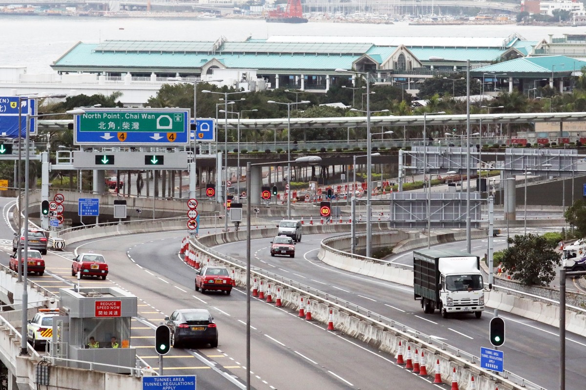 Smooth start for Hong Kong’s fully opened Central-Wan Chai Bypass on ...