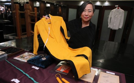 Bruce Lee 'Game of Death' jumpsuit fetches HK$780,000 at auction ...