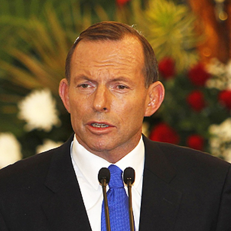 Australian PM Tony Abbott under pressure over refugee ‘back-pedal ...