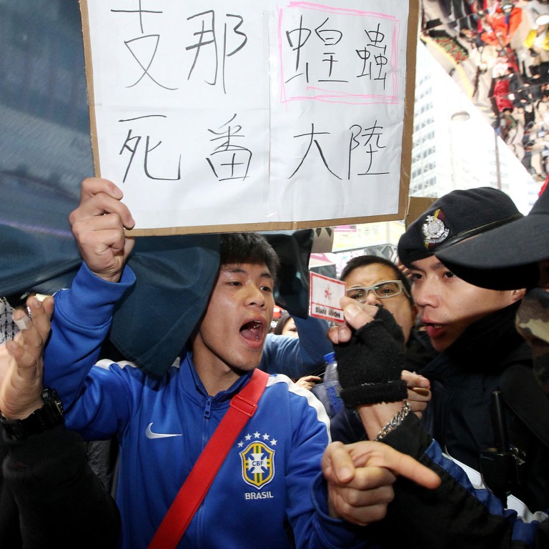 Scuffles break out as protesters hurl slurs, abuse at mainland Chinese ... Scuffles break out as protesters hurl slurs, abuse at mainland Chinese ...