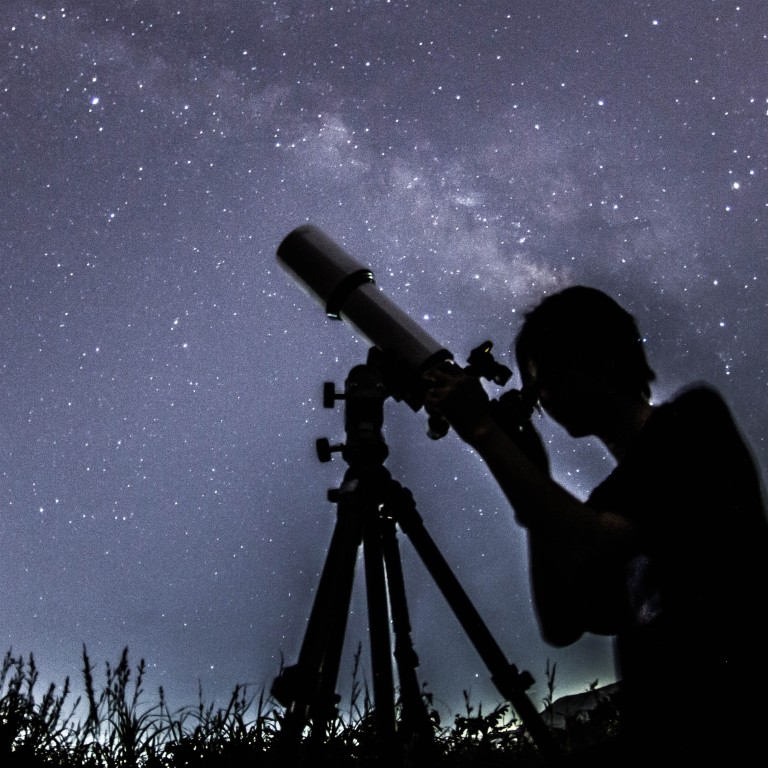 Photographer defies light pollution to capture stunning night shots of ...