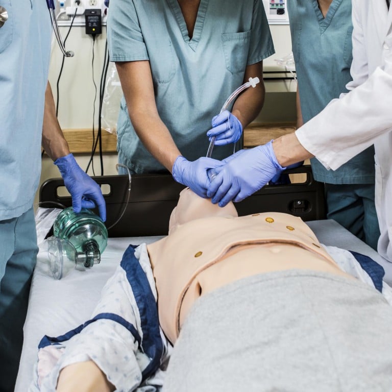 Medical simulation centres teach doctors how to cope with a crisis ...