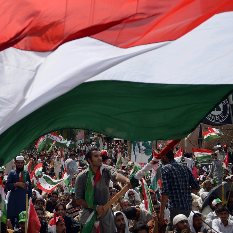 More than 20,000 rally in Islamabad, calling for Sharif to resign as PM ...