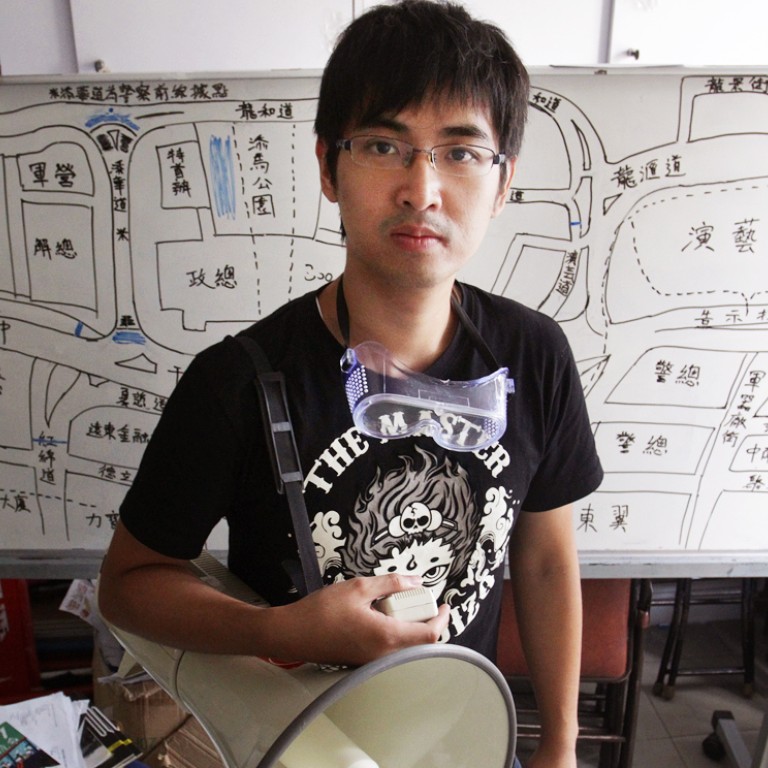 Student leader urges pan-democrats to step up Occupy action as ...