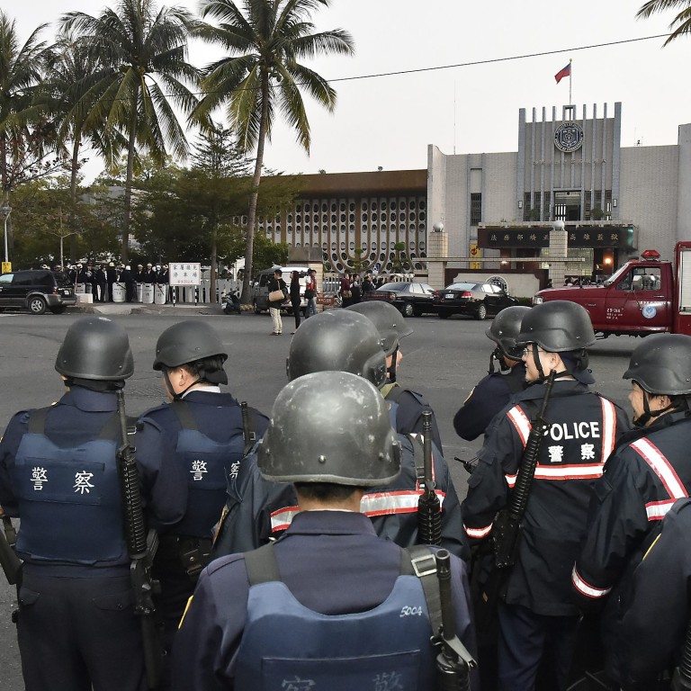 Taiwan prison warden ‘lied about heroic offer to be hostage’ in deadly ...