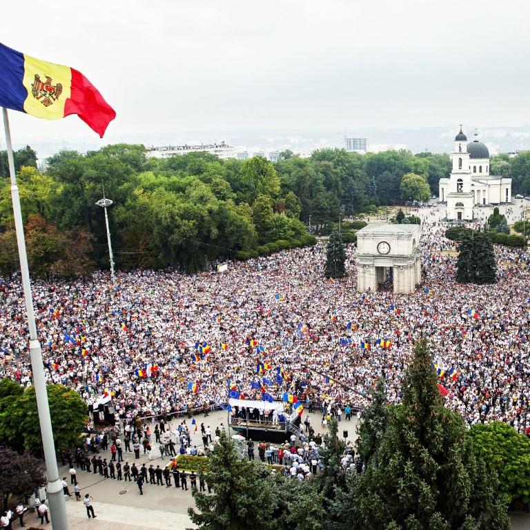Thousands of protesters demand in Moldova resignation of ‘mafia ...