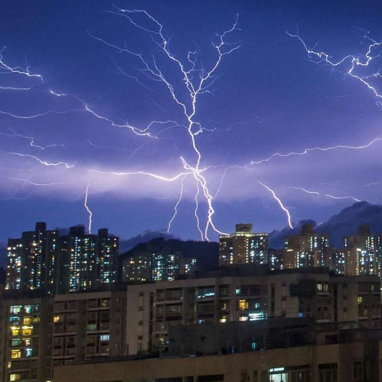 10,000 flashes of lightning: Hong Kong marvels at the might of an epic ...