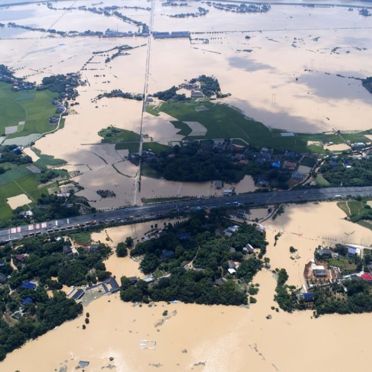 Over 50 dead, hundreds of thousands evacuated as floods ravage southern ...