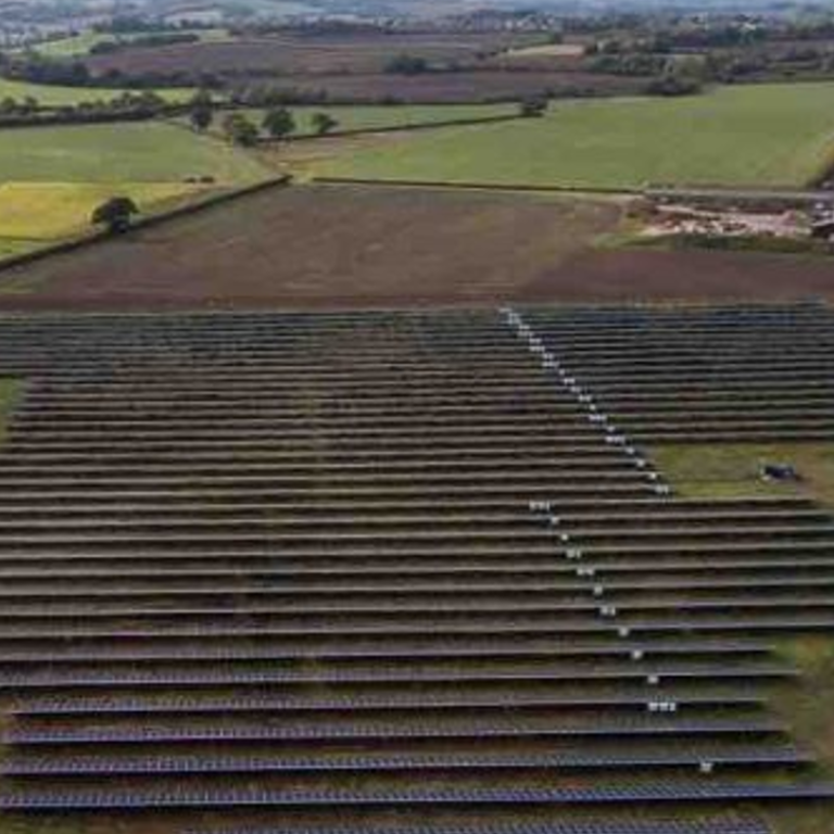 30,000 panels and 45 acres: The first subsidy-free solar farm opens in ...