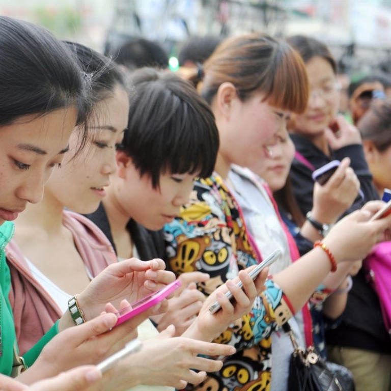 Chinese will spend more time on their smartphones than watching telly ...