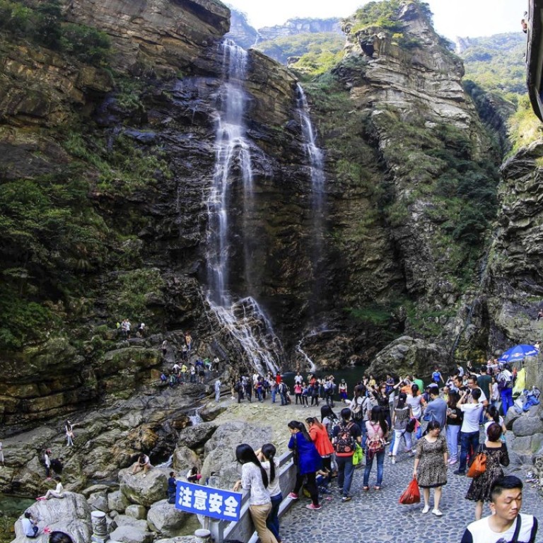 Chinese complain as foreigners get free entry to Jiangxi’s top tourist ...