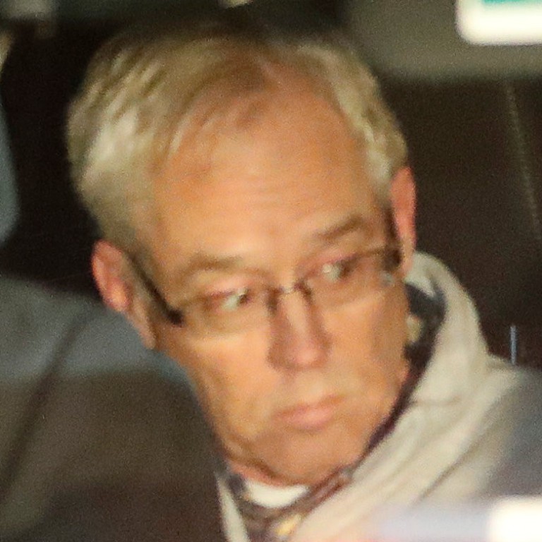 American Nissan executive Greg Kelly is released on bail in Japan, but ...