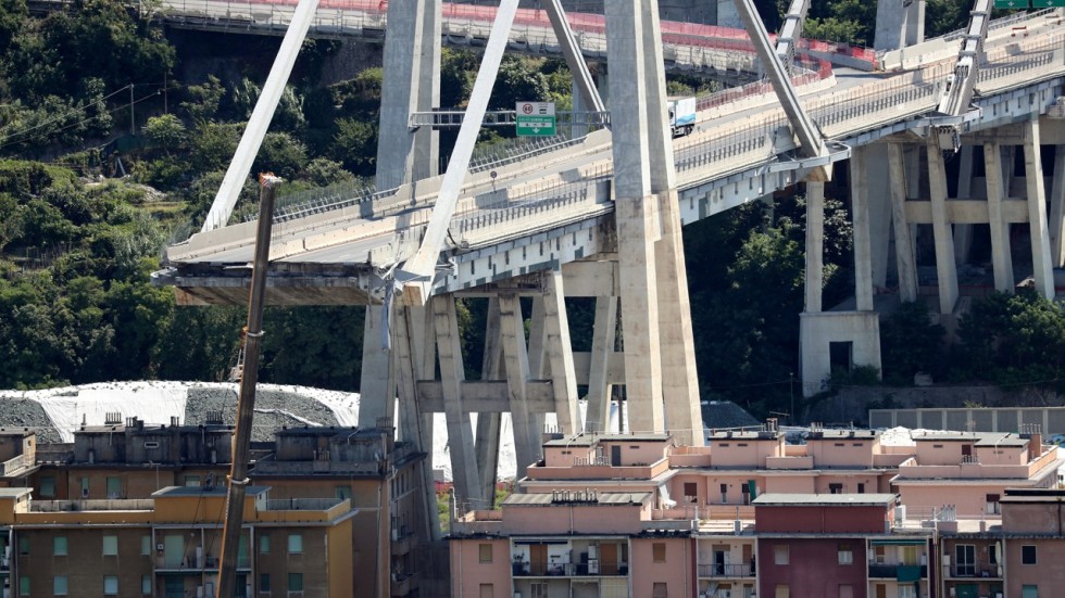 Italian bridge company under fire as rescuers toil for third day ...