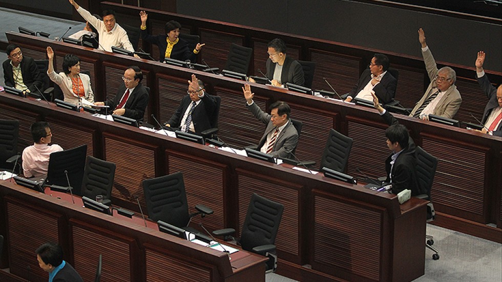 Pro-government heavyweights lacking in political acumen | South China ...