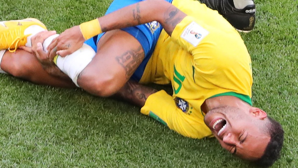 Fifa World Cup: ‘Neymar Challenge’ hits new heights as Mexican club ...