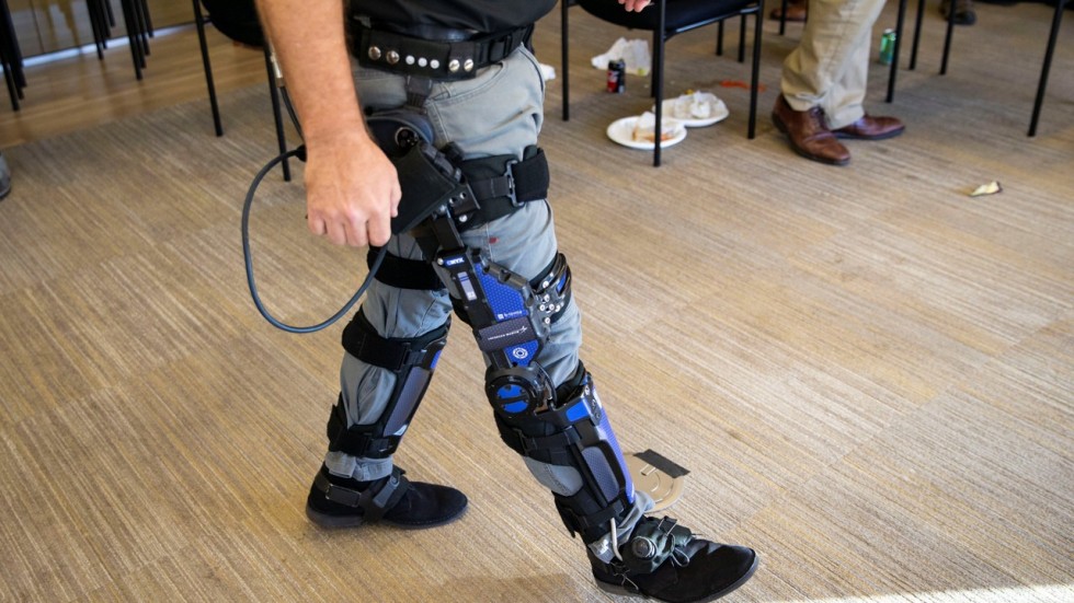 US military invests millions to develop battery-powered exoskeletons for ‘super soldiers ...