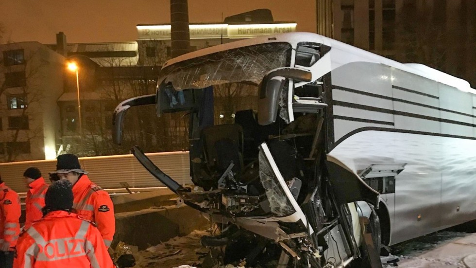 One dead, dozens injured in coach crash in Switzerland | South China ...
