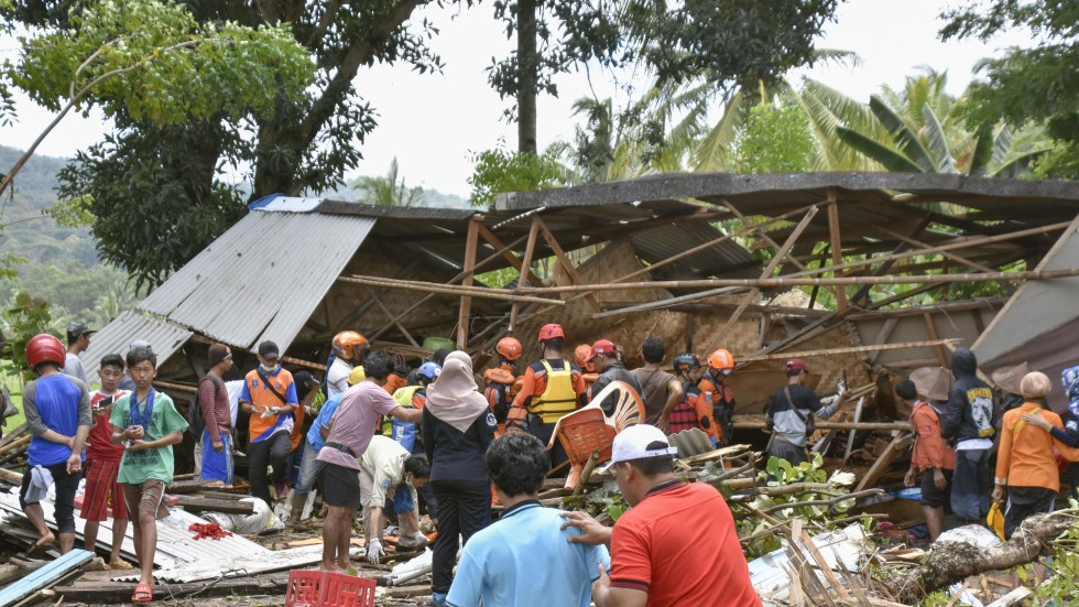 The dead and displaced: Indonesia counts the cost of 2018’s wave of ...