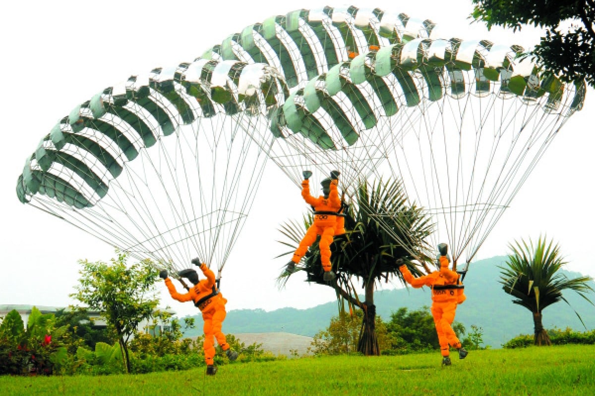 Sculptor Ju Ming captures nature and life | Style Magazine | South ...