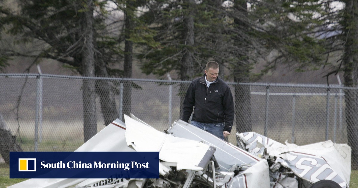 skydiving planes collide