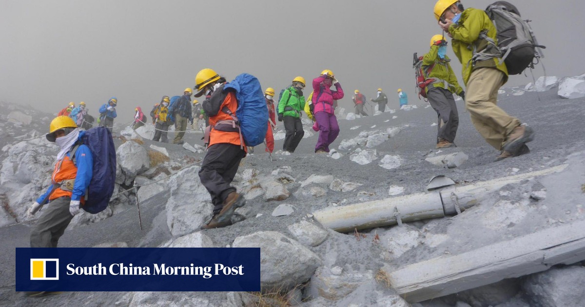 Volcano erupts in central Japan, injuries reported and 250 left ...