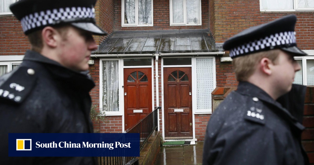 MI5 faces deadly dilemma over terror suspects it has under surveillance ...