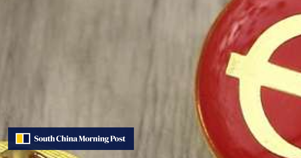 The red badge of loyalty: Communist Party urges members to wear pins in ...