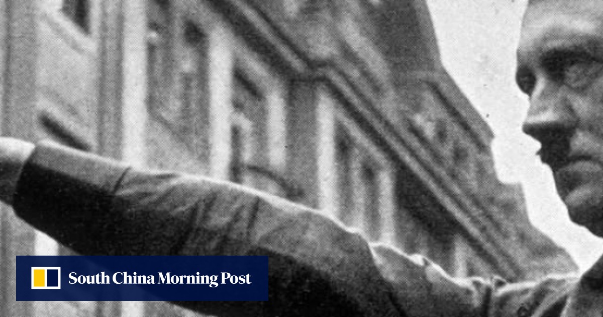 Australian pupil in Hitler costume receives ‘best dressed’ award in ...