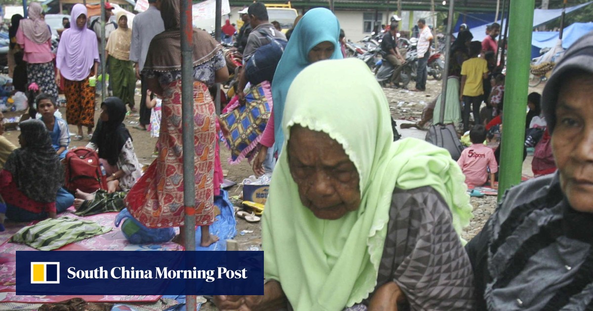 At least 45,000 homeless after Aceh quake in Indonesia | South China ...