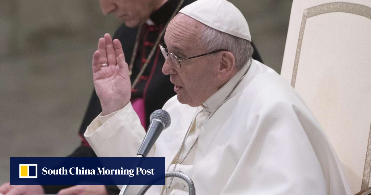 Pope Francis warns against populism and ‘saviours’ like Adolf Hitler ...