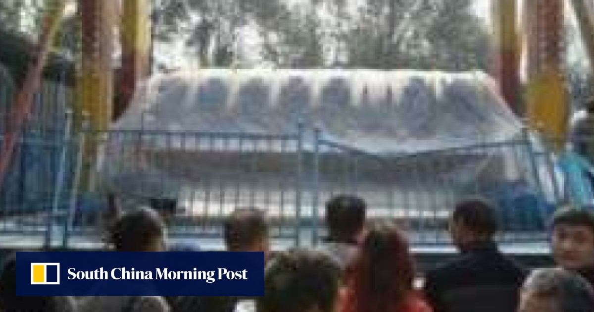 Girl, 13, dies after being thrown off ride at Chinese amusement park ...