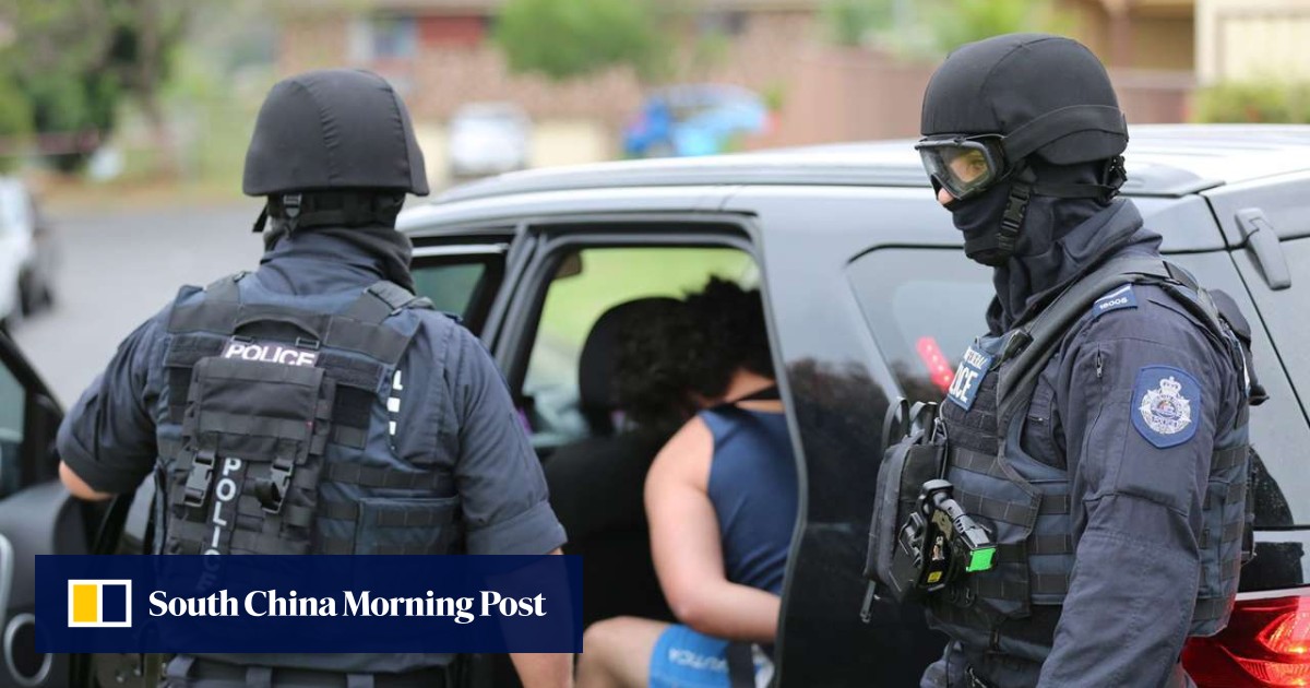 Australian anti-terror police arrest man on suspicion of helping ...