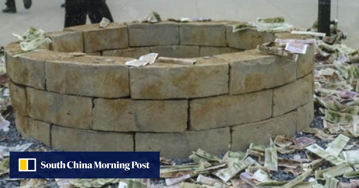 2,000-year-old well on display in Chinese park fills up with cash ...