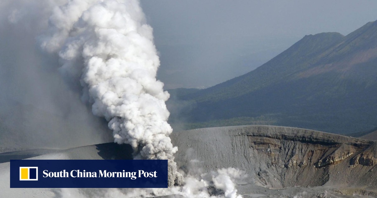 Japan’s Mount Shinmoe volcano erupts – the second time in a week ...