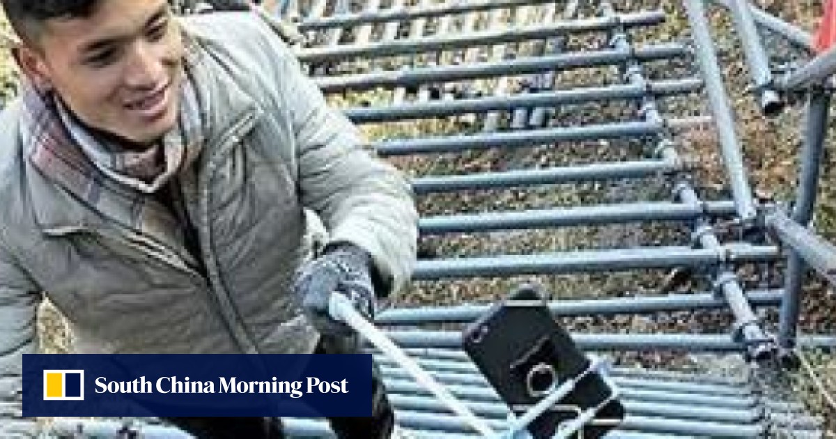 Chinese farmer live-streaming from his remote village is an online hit ...