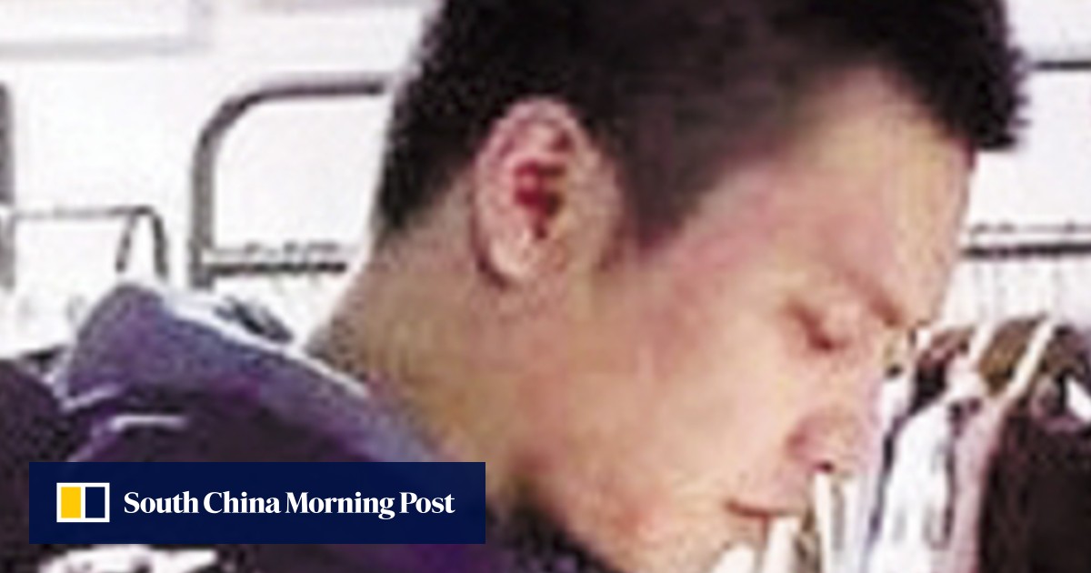 Handsome policeman who was hero in rescue becomes Chinese heartthrob ...