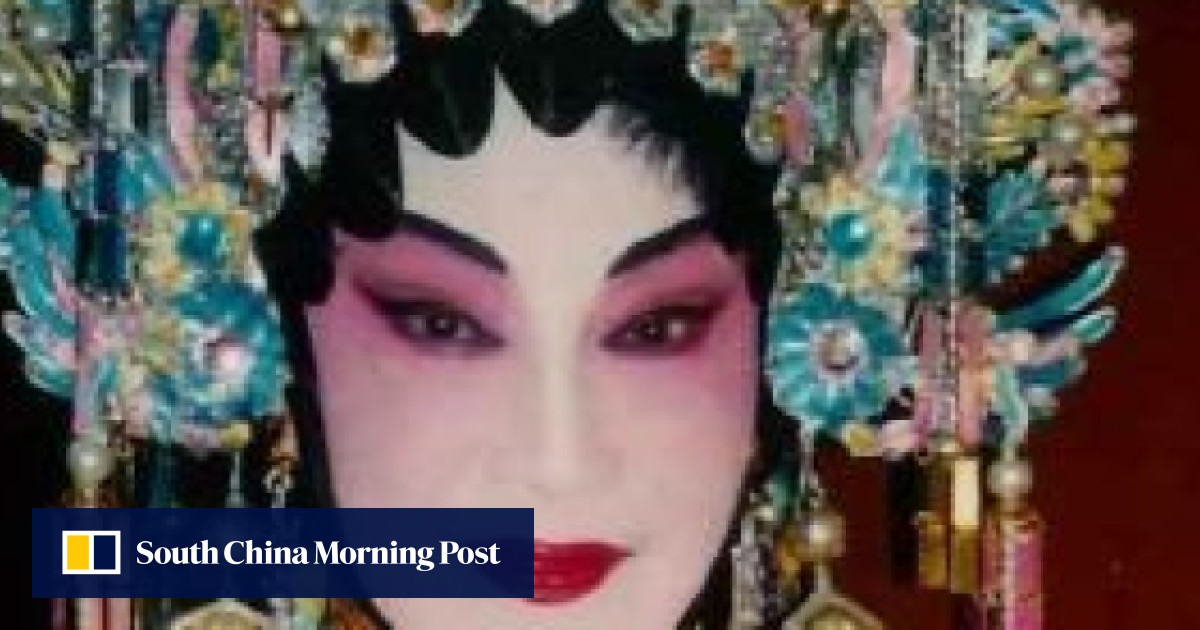 Chinese opera headdress maker exhibits work from his 60-year career in ...