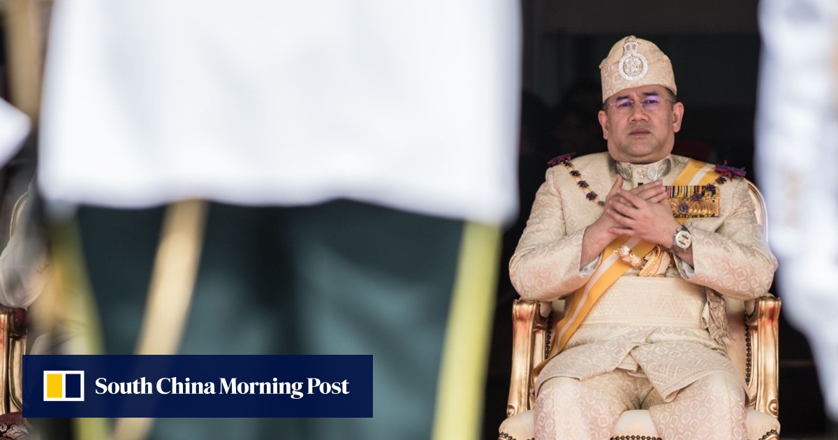 Sultan Muhammad V, Malaysia’s first king to abdicate since Independence ...