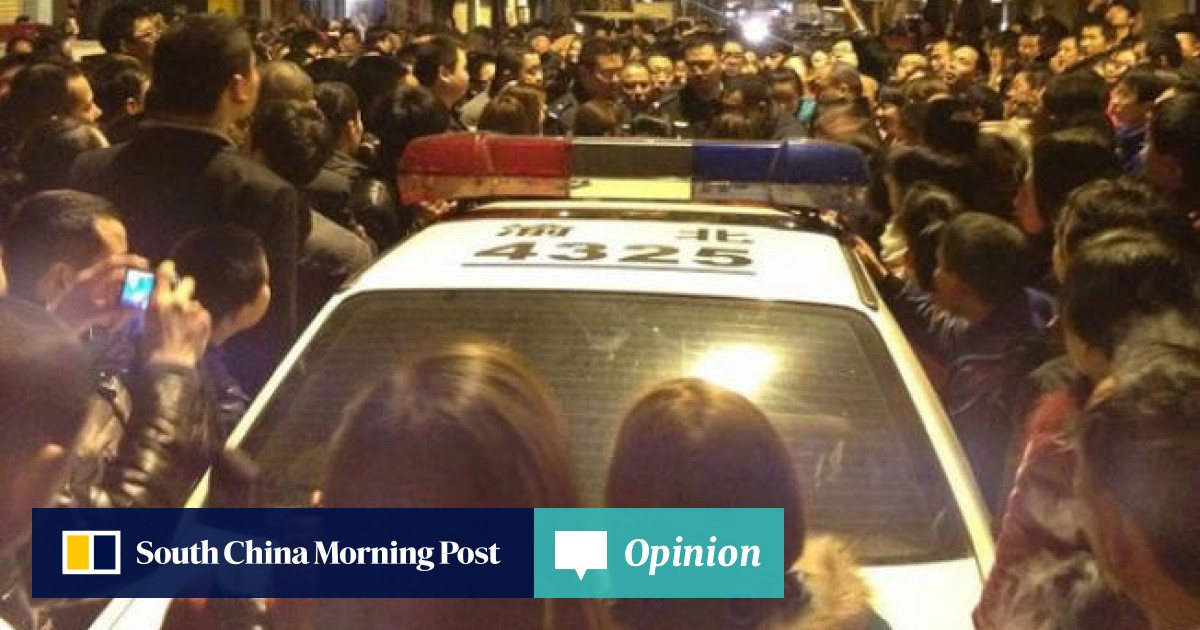 Thousands of Chongqing residents protest police handling of traffic ...