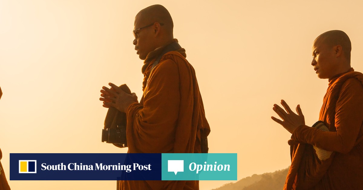 The disappearing language of Chinese hand signals, once shorthand for ...